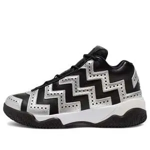 CONVERSE Vltg Mid 'space Cowgirl' Sneakers - Black/silver