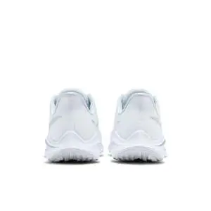 Nike Zoom Vomero 14 Athletic Sneakers - Grey/white