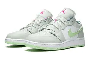 JORDAN 1 Low Sneakers - Grey