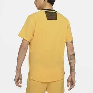 Nike Trail Rise 365 Short Sleeve Top