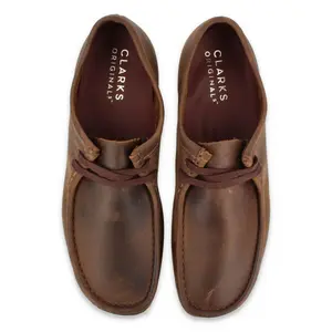 Clarks Wallabee "beeswax" Lace Up Shoes