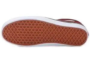 VANS Old Skool Low Top Suede Sneakers - Red