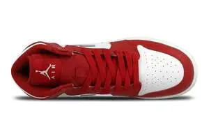 JORDAN 1 Retro High Sneakers
