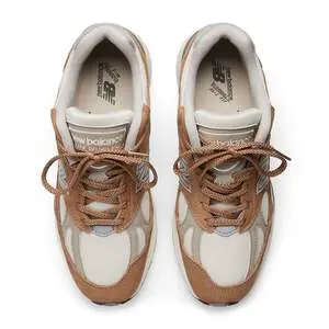NEW BALANCE 991v2 Made In Uk Sneakers - Brown