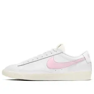 Nike Blazer Low Sneakers - Pink