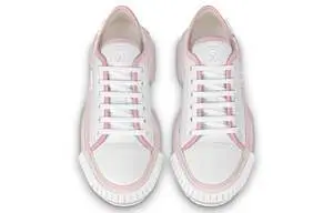 LOUIS VUITTON Squad Sneakers