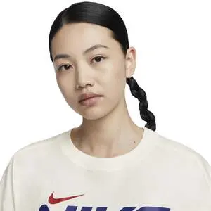 Nike Graphic Oversized T-shirt Asia Sizing