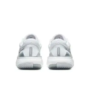 Nike Zoomx Invincible Run Flyknit 2 Athletic Sneakers - White/grey
