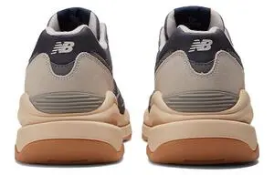NEW BALANCE 57/40 Sneakers - Grey/brown