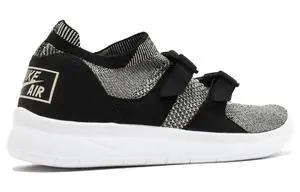 Nike Sock Racer Ultra Flyknit Sneakers - Black/white