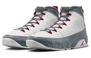 JORDAN Retro "fire Red" Sneakers