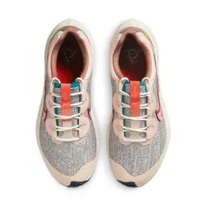 Nike Zoom Winflo 8 Shield Low Top Sneakers - White