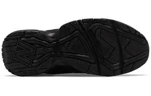 NEW BALANCE 452 Series Low Top Sneakers - Black