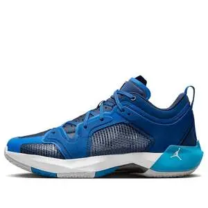 JORDAN 37 Low Basketball Sneakers