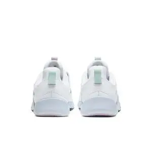 Nike Legend Essential "pistachio Iced Lilac" Sneakers - White/green