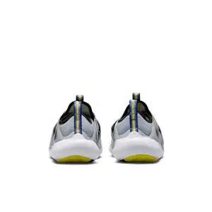 Nike Flex Advance Se Low Top Athletic Sneakers