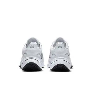 Nike Zoom Division Athletic Sneakers - White/black