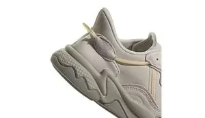 Adidas Originals Ozweego Sneakers - Grey