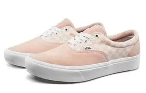 VANS Comfycush Era Low Top Sneakers