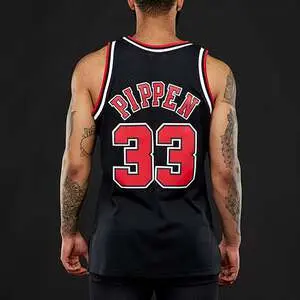 Mitchell & Ness Scottie Pippen Chicago Bulls 1997-98 Retro Jersey - Multi-color