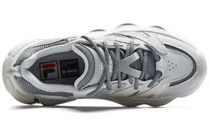FILA Court Deluxe Low Top Sneakers