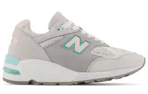 NEW BALANCE 990 V2 Low-top Sneakers - Light Grey