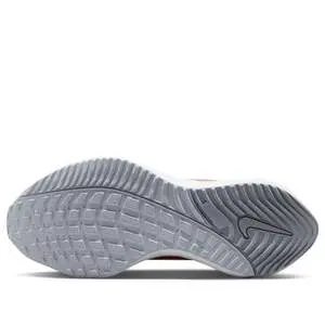 Nike Zoom Vomero 16 Athletic Sneakers - Grey/red