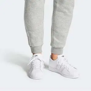 Adidas Superstar Sneakers