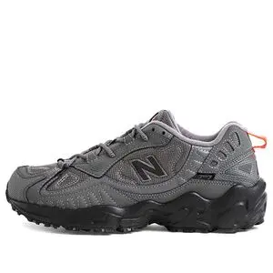 NEW BALANCE 703 Low Top Sneakers - Grey