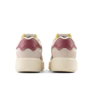 NEW BALANCE Ct302 Sneakers - White/beige/red