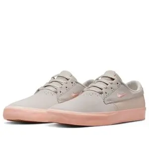 Nike Shane Low Top Sneakers
