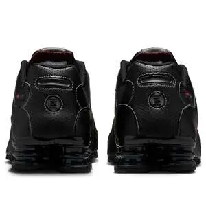 Nike Shox Nz Varsity Red Sneakers - Black