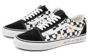 VANS Old Skool Low-top Sneakers - Black/white