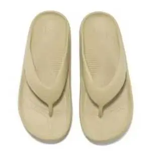 PUMA Wave Flip Flops - Beige