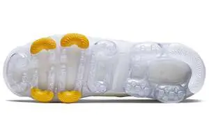 Nike Vapormax D/ms/x Sneakers - White