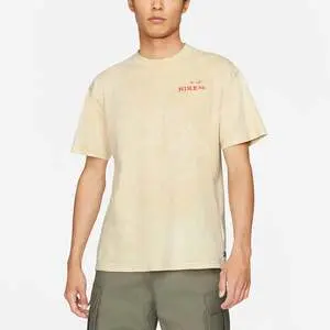 Nike Graphic T-shirt - Brown