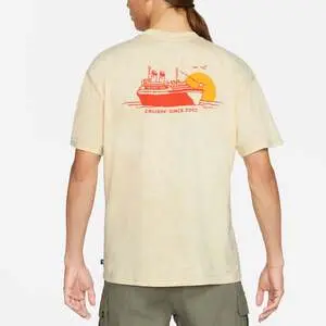 Nike Graphic T-shirt - Brown