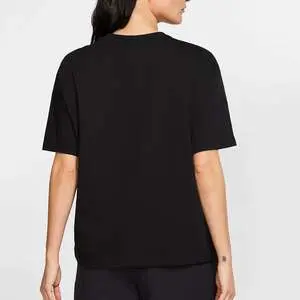 Nike Essentials Logo T-shirt - Black