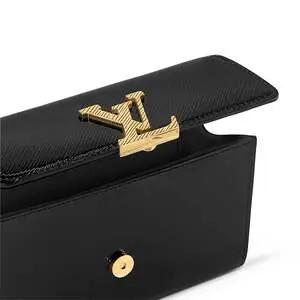 LOUIS VUITTON Pochette Louise Handbag