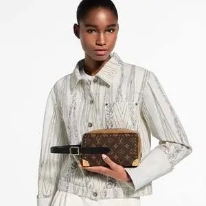 LOUIS VUITTON 26 Locker Dopp Kit