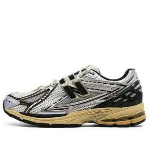 NEW BALANCE 1906r "vintage " Sneakers - Silver