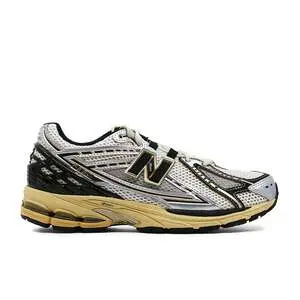 NEW BALANCE 1906r "vintage " Sneakers