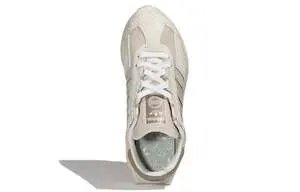 Adidas Retropy E5 Low Top Sneakers - Light Grey