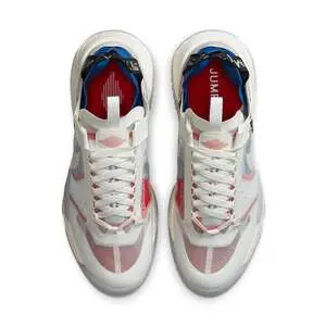 JORDAN Delta Breathe Sneakers - Cream