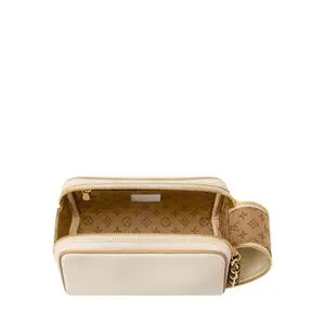 LOUIS VUITTON Dopp Kit
