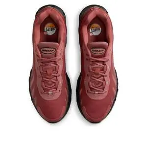 Nike Max Dn8 Sneakers