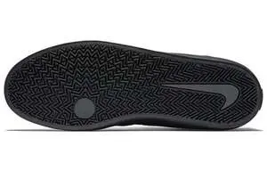 Nike Check Solarsoft Canvas Sb Sneakers