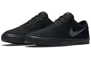 Nike Check Solarsoft Canvas Sb Sneakers - Black/anthracite