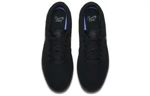 Nike Check Solarsoft Canvas Sb Sneakers - Black/anthracite