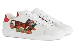 Gucci Ace Tiger Patch Sneakers - White/green/red